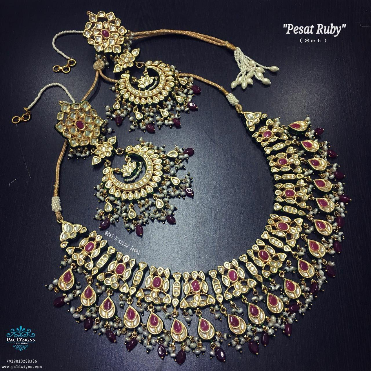 Pesat ruby necklace set